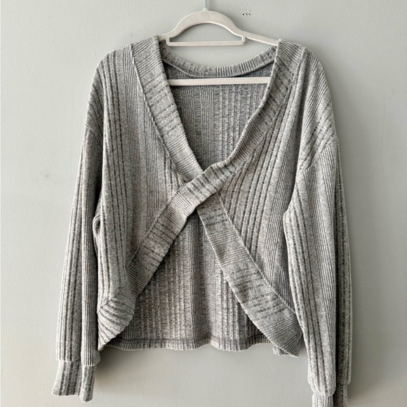 Tops | Gray Ribbed Open Front Or Back Reversible Top Medium | Poshmark